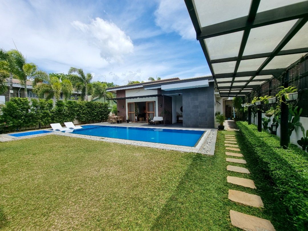 Modern Tropical House for Sale in Posadas Village, Sucat, Muntinlupa ...