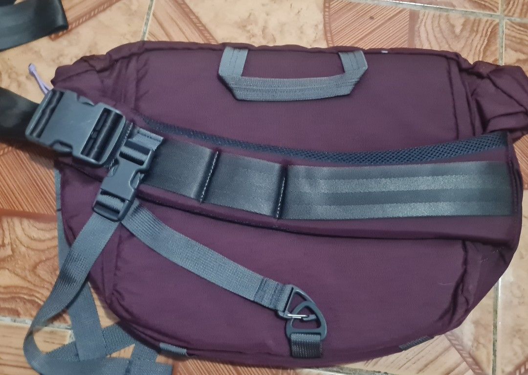Mystery ranch invader, Men's Fashion, Bags, Sling Bags on Carousell