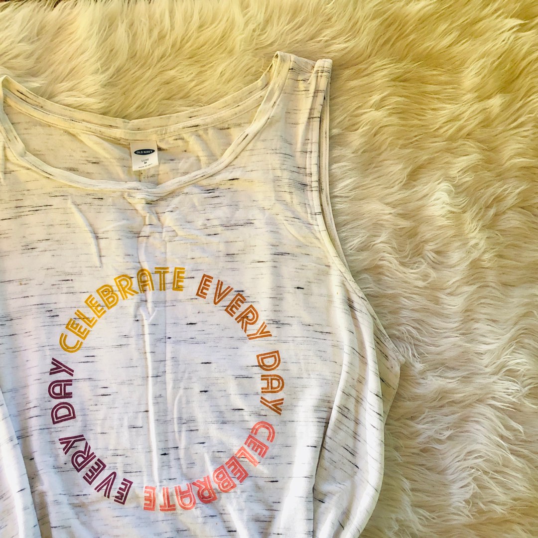 Old Navy Yoga Sando, Women's Fashion, Tops, Others Tops on Carousell