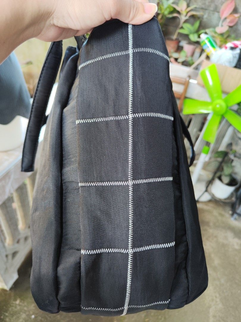 ORIG SAVOY SEMI LARGE TOTE/SHOULDER BAG BAGONG BAGO ANG GANDA GRABE ...