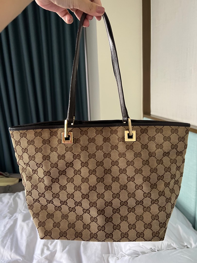 Original Gucci Signature Canvas Neverfull Tote, Luxury, Bags & Wallets ...