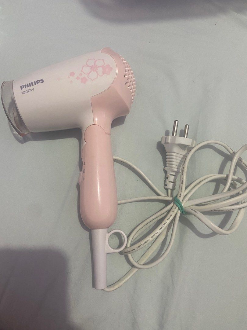 Original philips blower, Beauty & Personal Care, Hair on Carousell
