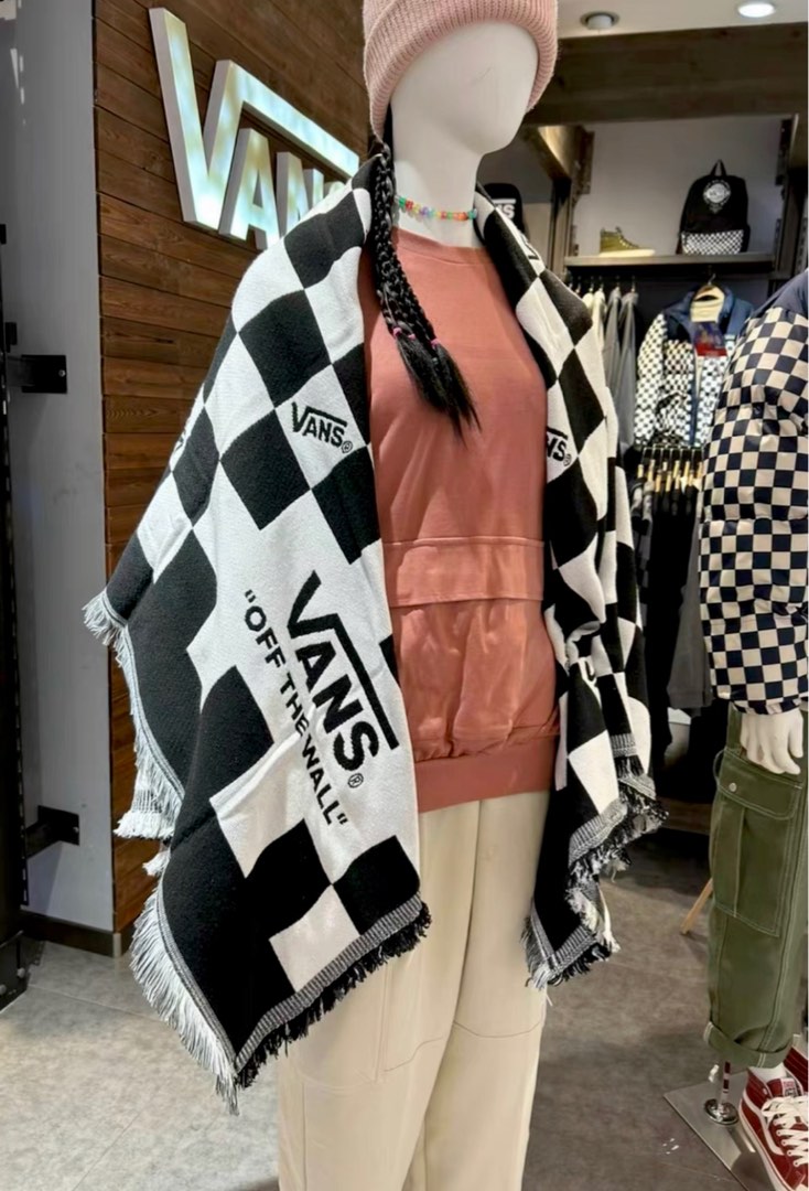 Original Vans Family Classic Checkered Blanket Throw, Furniture & Home ...