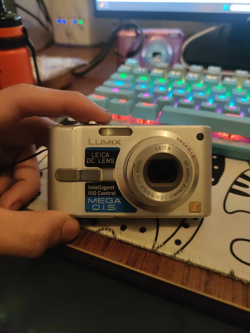 Panasonic Lumix DMC-FX12, Photography, Cameras on Carousell