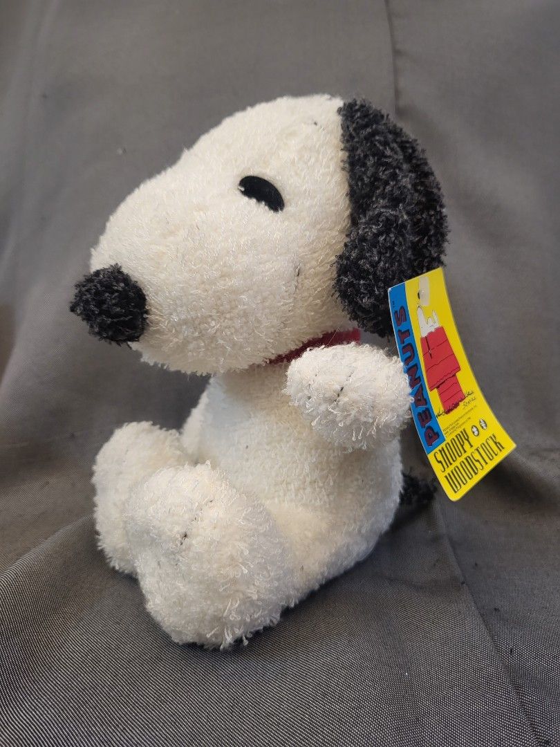 Peanuts Fuzzy Snoopy Medium Plushie, Hobbies & Toys, Toys & Games on ...