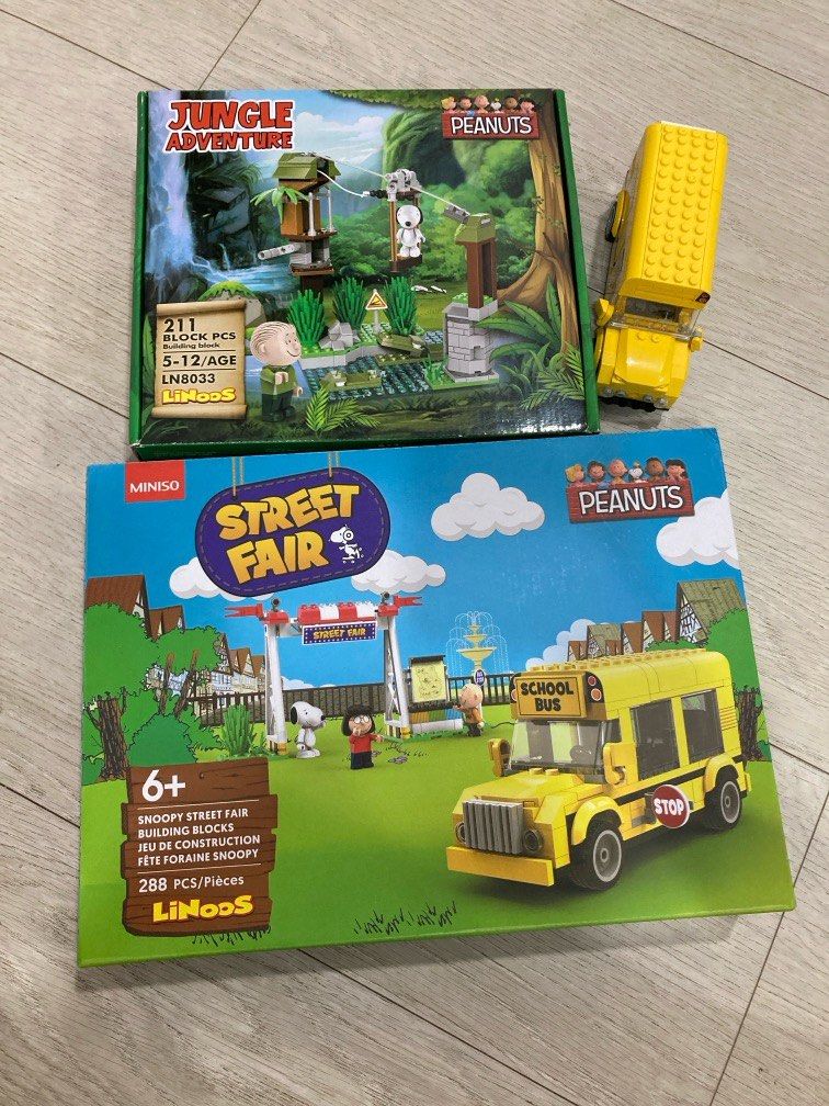 2 Peanuts Snoopy block / Lego, Hobbies & Toys, Toys & Games on Carousell