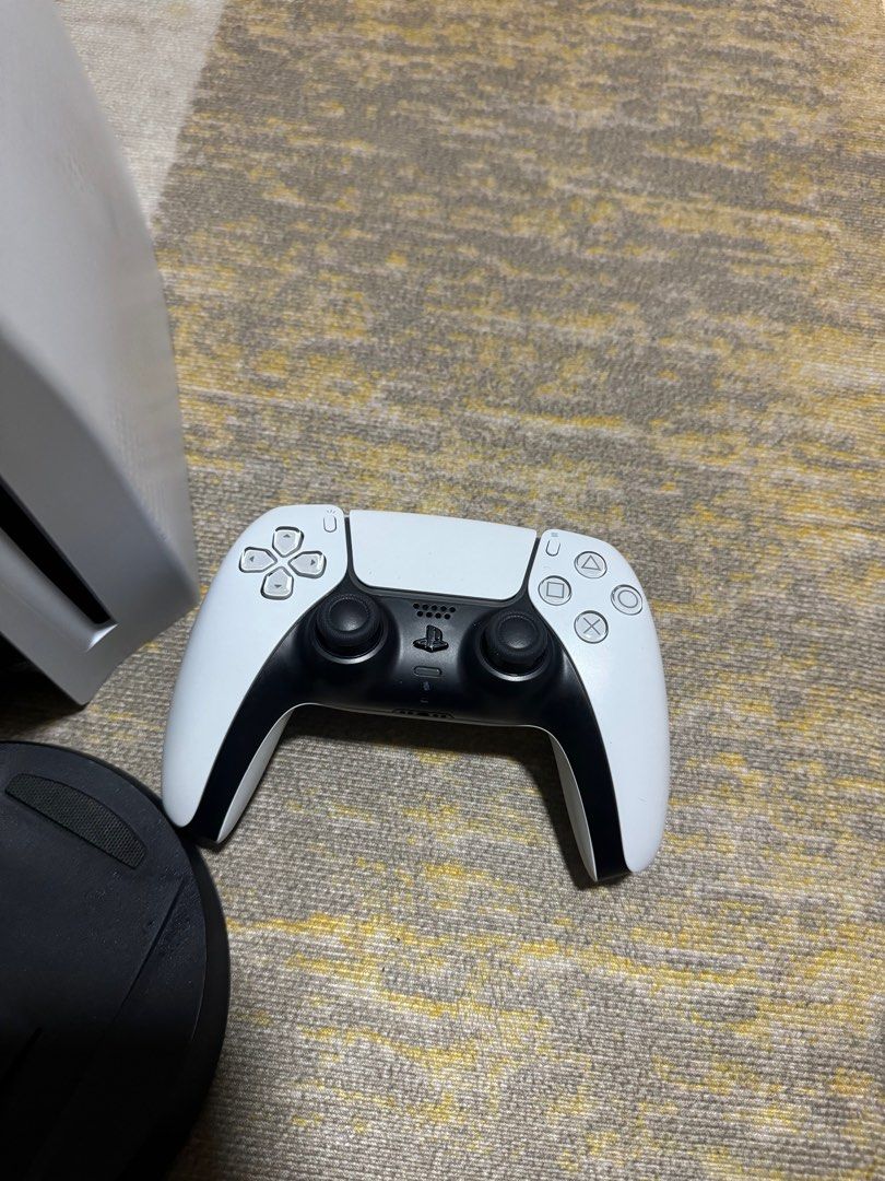PS5 console & controller, Hobbies & Toys, Toys & Games on Carousell