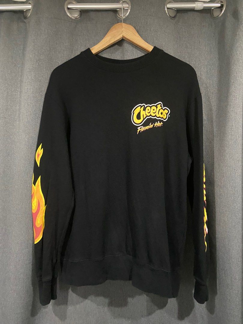 Pull & Bear Cheetos Flamin Hot Sweatshirt, Men's Fashion, Coats ...