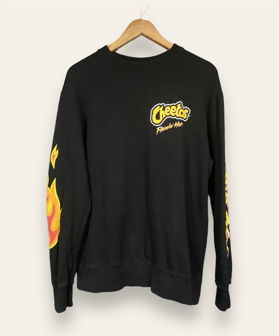 Pull & Bear Cheetos Flamin Hot Sweatshirt, Men's Fashion, Coats ...