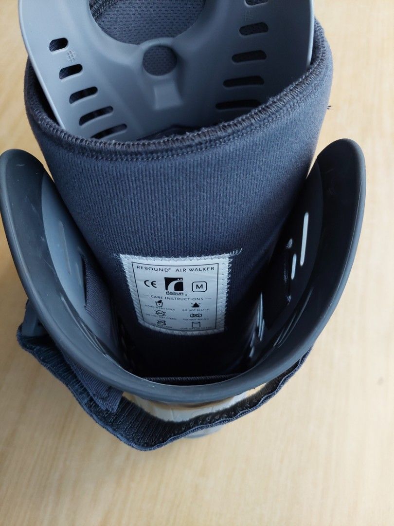 Rebound air walker boot, Health & Nutrition, Assistive & Rehabilatory ...