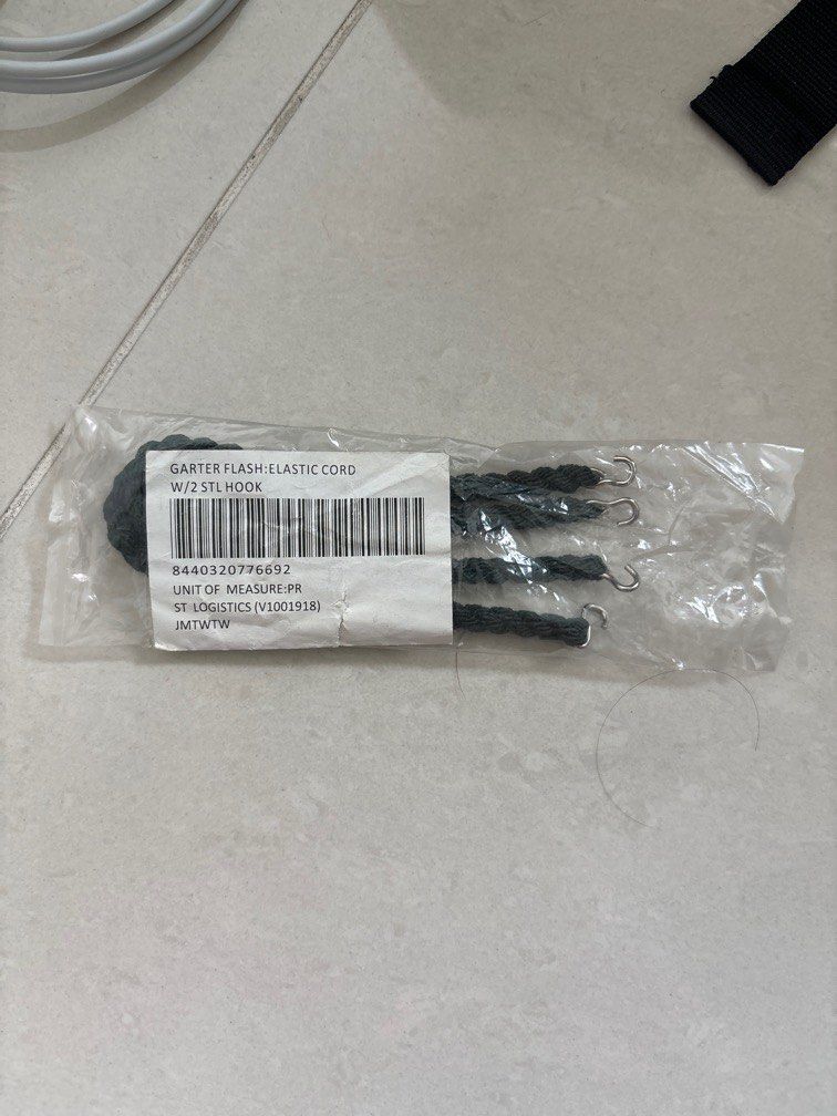 SAF Army Garter Flash: Elastic Cord, Men's Fashion, Footwear, Shoe ...