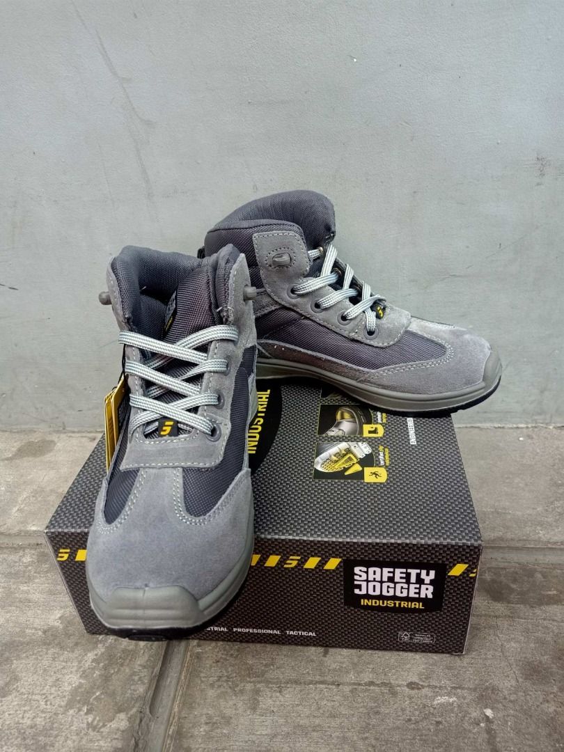 SFETY SHOES, Men's Fashion, Footwear, Casual Shoes on Carousell