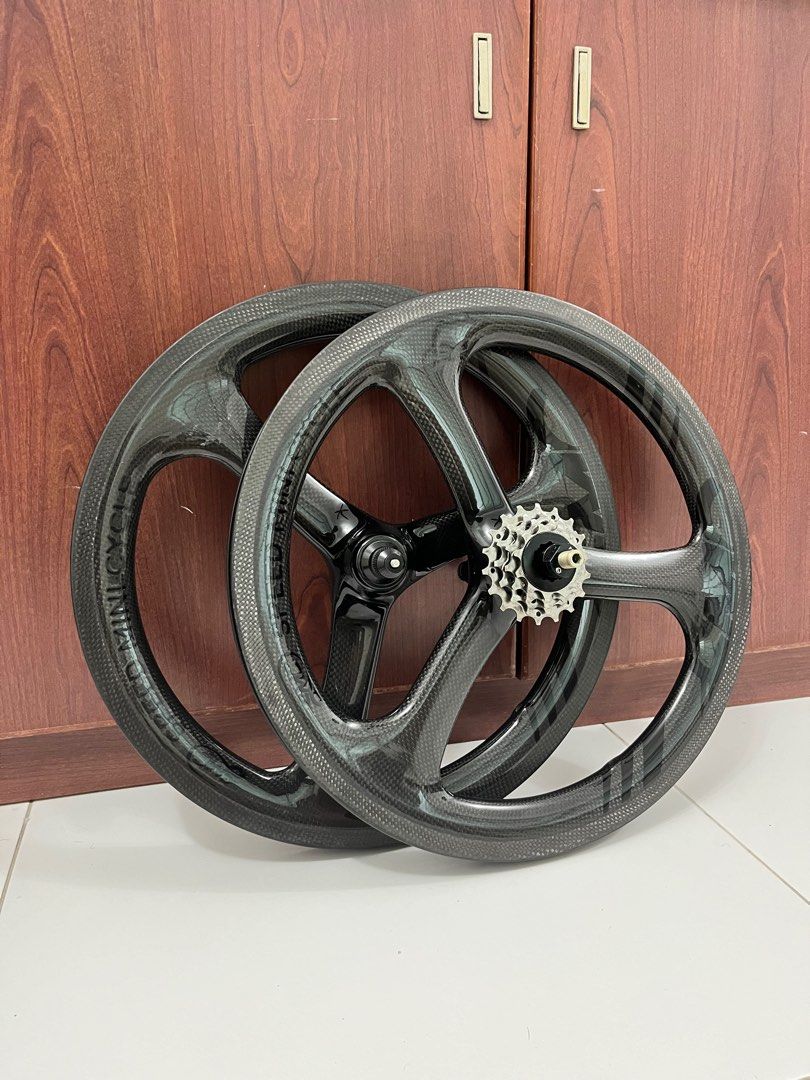SMC Trispoke carbon wheels brompton, Sports Equipment, Bicycles & Parts ...