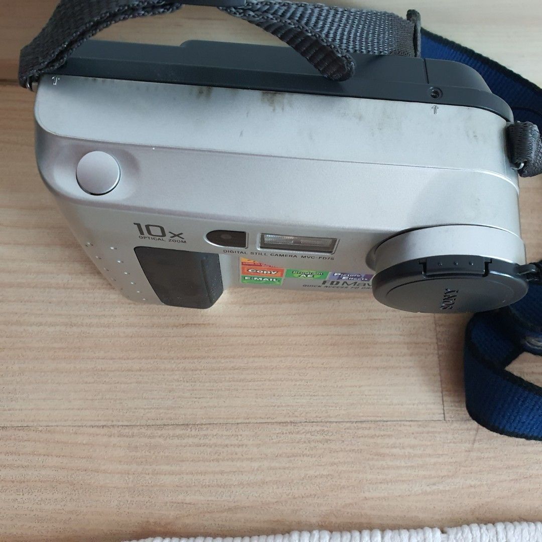 Sony mavica - 2001- FD 75, Photography, Cameras on Carousell