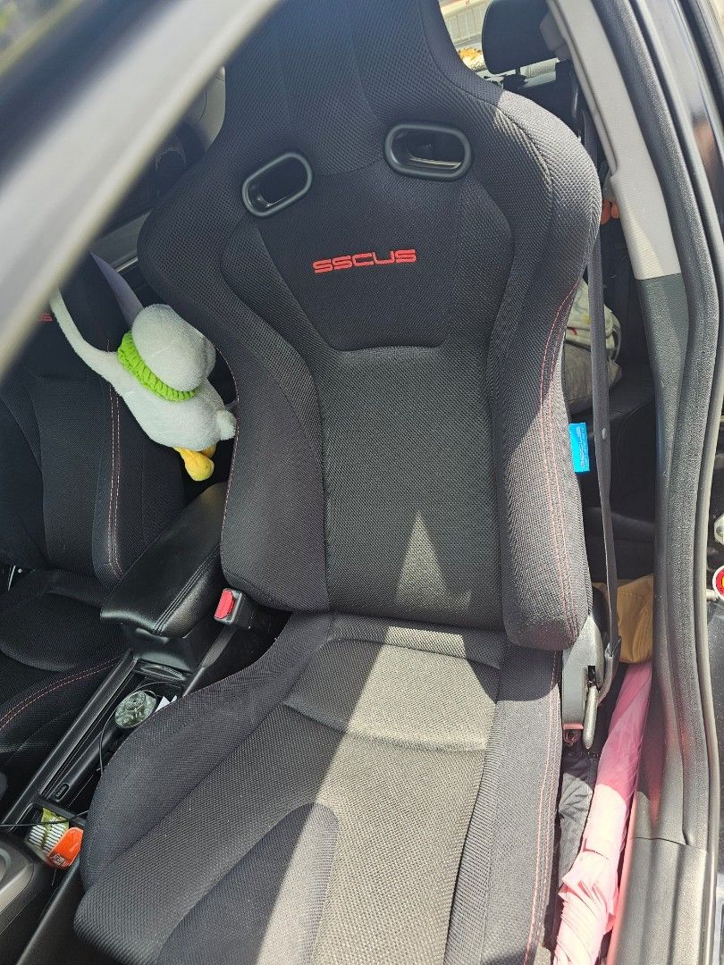 SSCUS semi bucket seat, Car Accessories, Accessories on Carousell