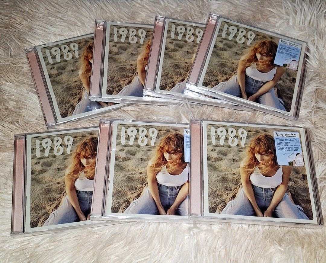 Taylor swift, Hobbies & Toys, Music & Media, CDs & DVDs on Carousell