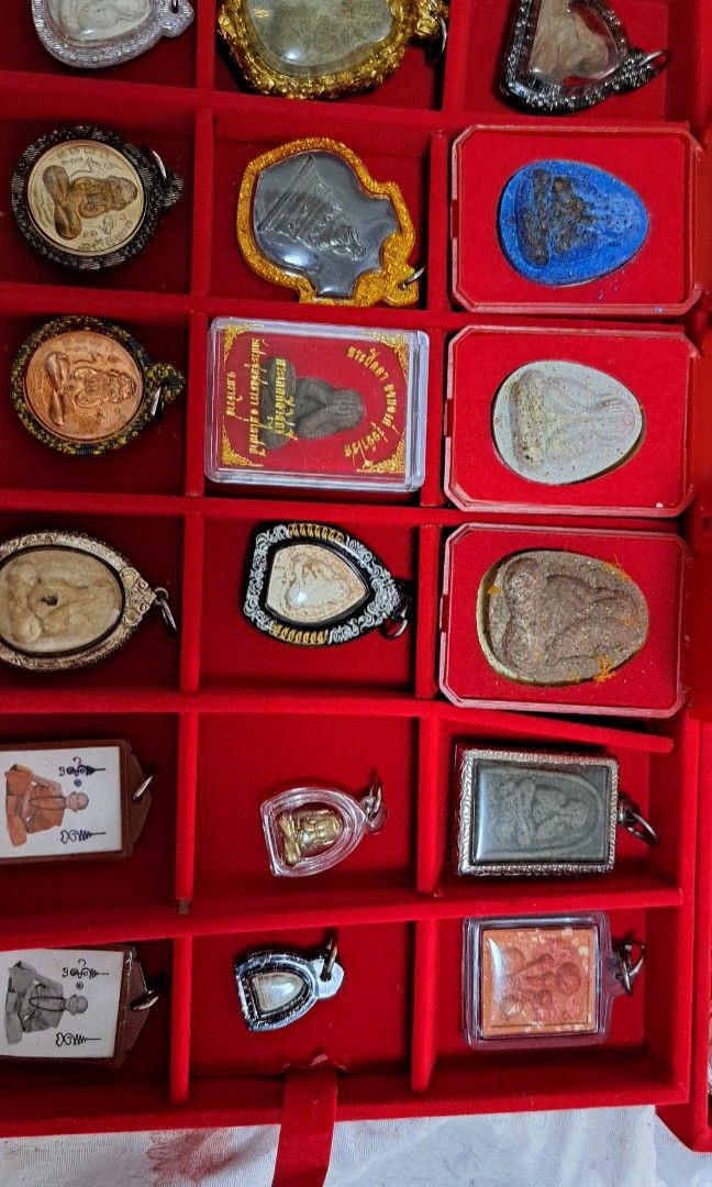 Thai Amulets ,some even hv SMK card, Hobbies & Toys, Memorabilia ...