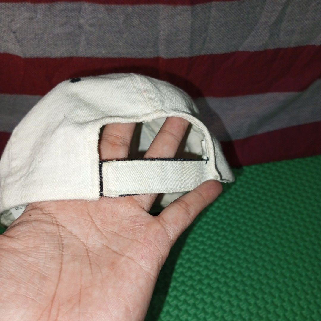 Topi Batman x burger king ( topi vintage), Fesyen Pria, Aksesoris, Topi ...