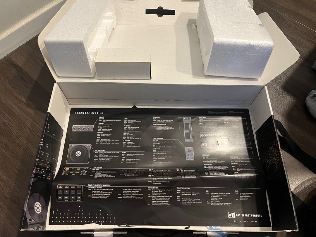 Traktor Kontrol S4 MK 1 (DJ deck / console), Hobbies & Toys, Music ...