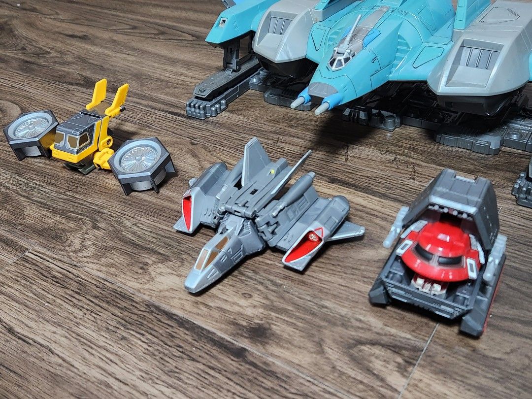 Ultraman Gaia DX Peace Carry set, Hobbies & Toys, Toys & Games on Carousell