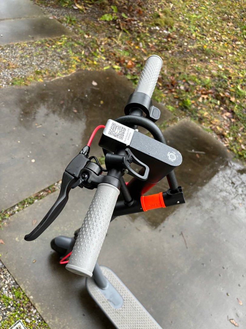 YouFs E-Scooter 25km/h 350W, Sports Equipment, PMDs, E-Scooters & E ...