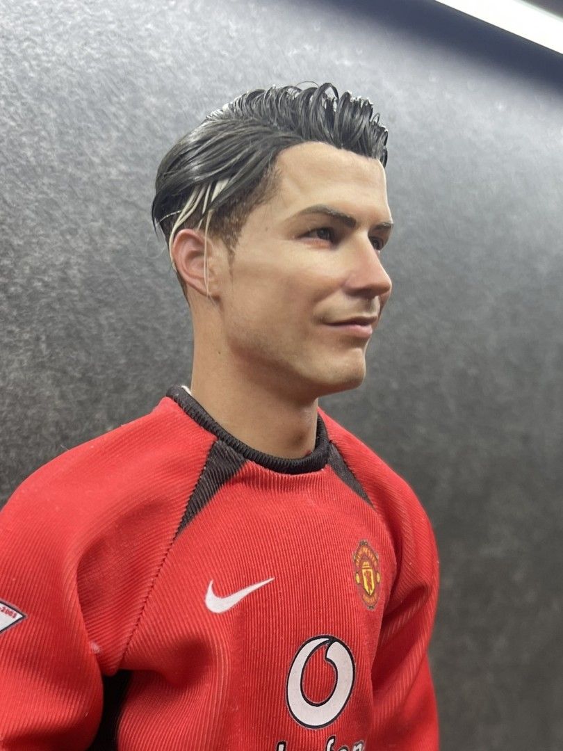 1/6 Cristiano Ronaldo Debut Manchester United 2003, Hobbies & Toys ...