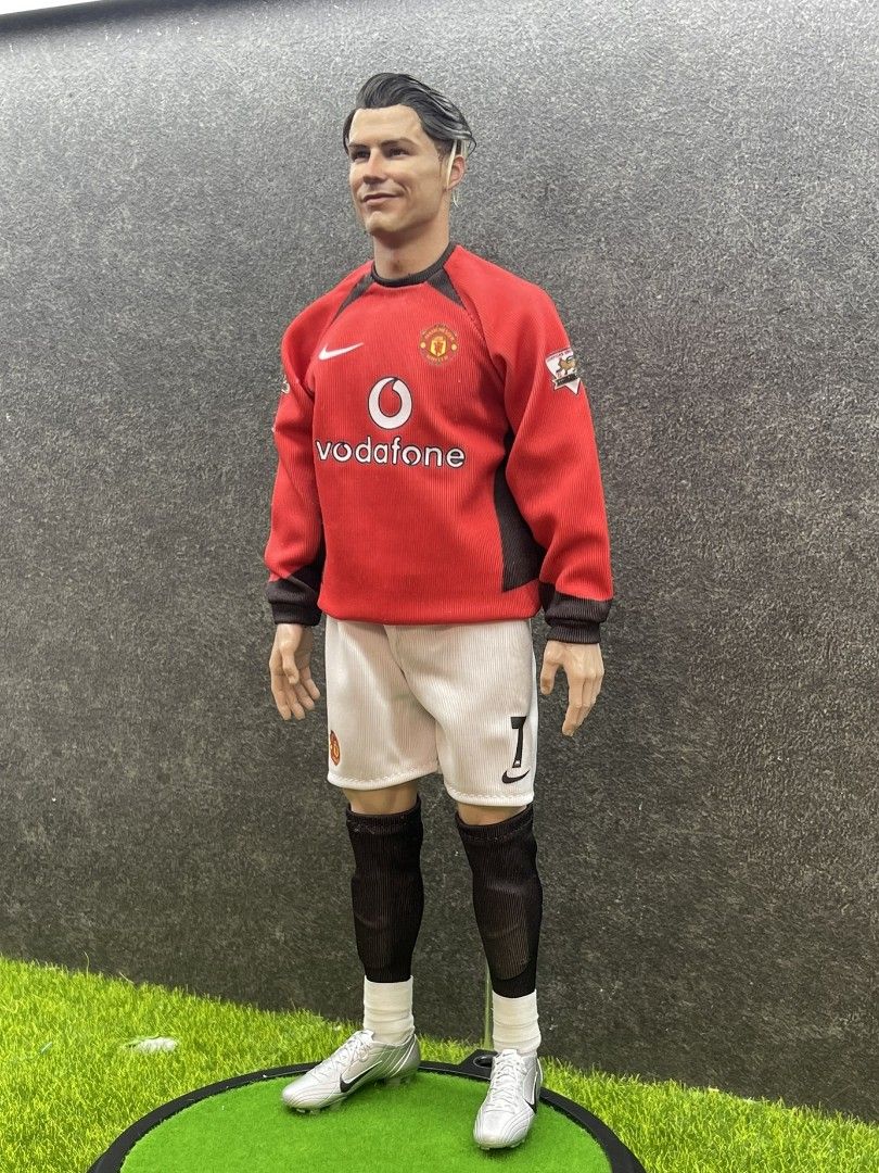 1/6 Cristiano Ronaldo Debut Manchester United 2003, Hobbies & Toys ...