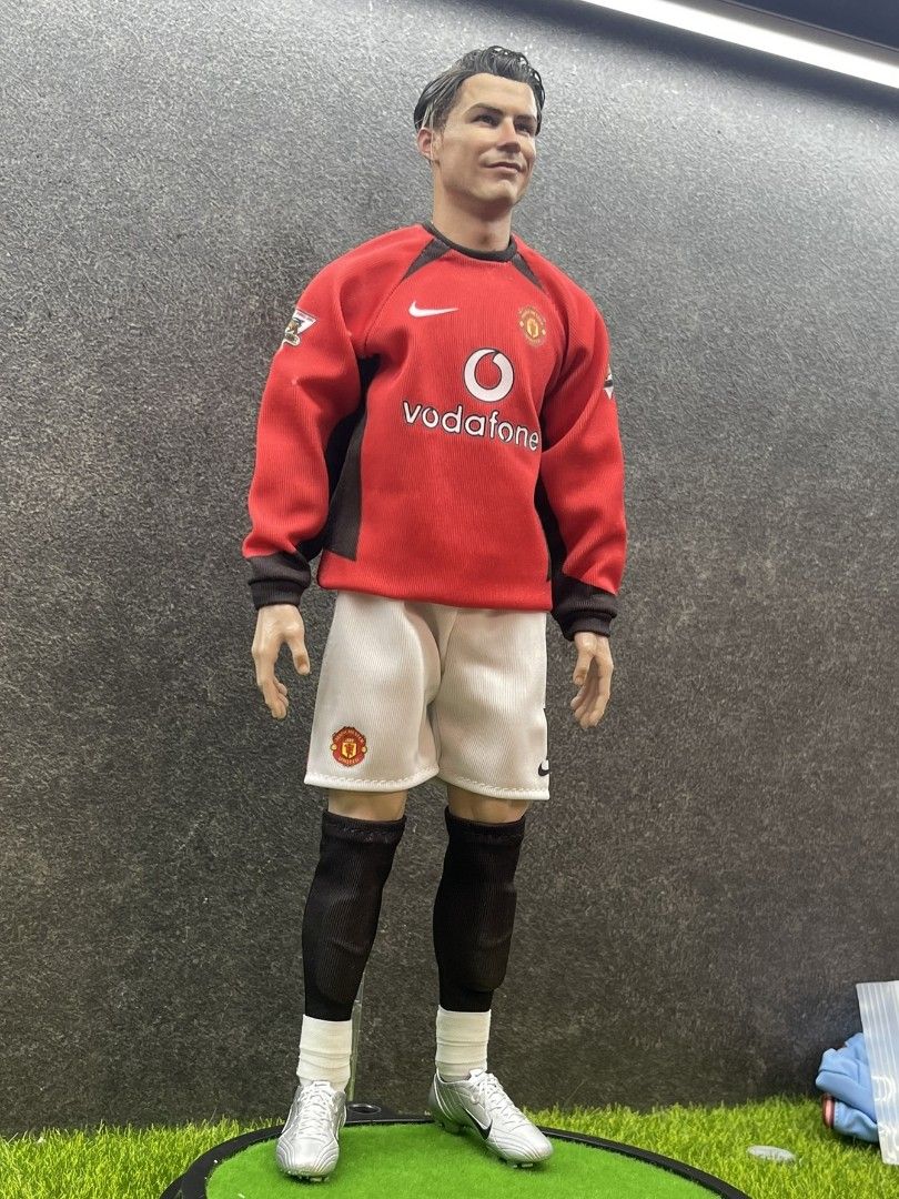 1/6 Cristiano Ronaldo Debut Manchester United 2003, Hobbies & Toys ...