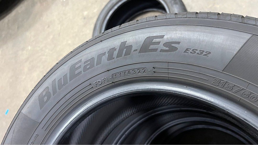 215/60/16 Yokohama es32 , Car Accessories, Tyres & Rims on Carousell