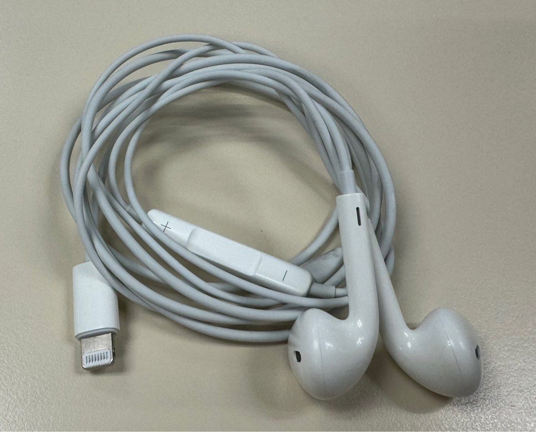 原裝 Apple Lightening 接口 Cable EarPods AirPods Plug 蘋果有線耳機, 手提電話, 電話及其他裝置 ...