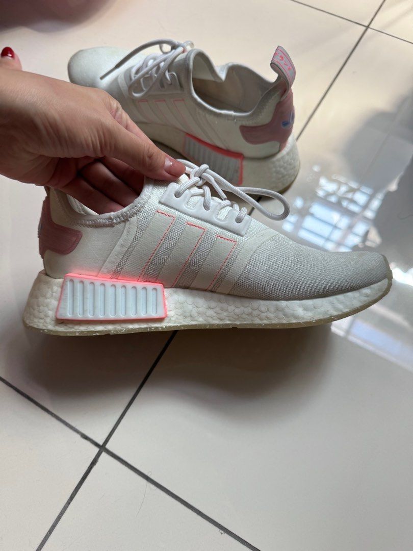 Adidas original MND SHOES, Men's Fashion, Footwear, Sneakers on Carousell