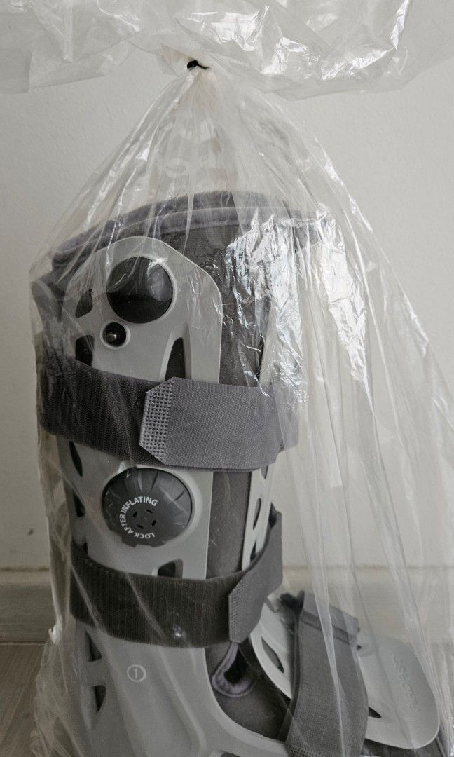 Aircast Airselect Walker, Health & Nutrition, Braces, Support ...