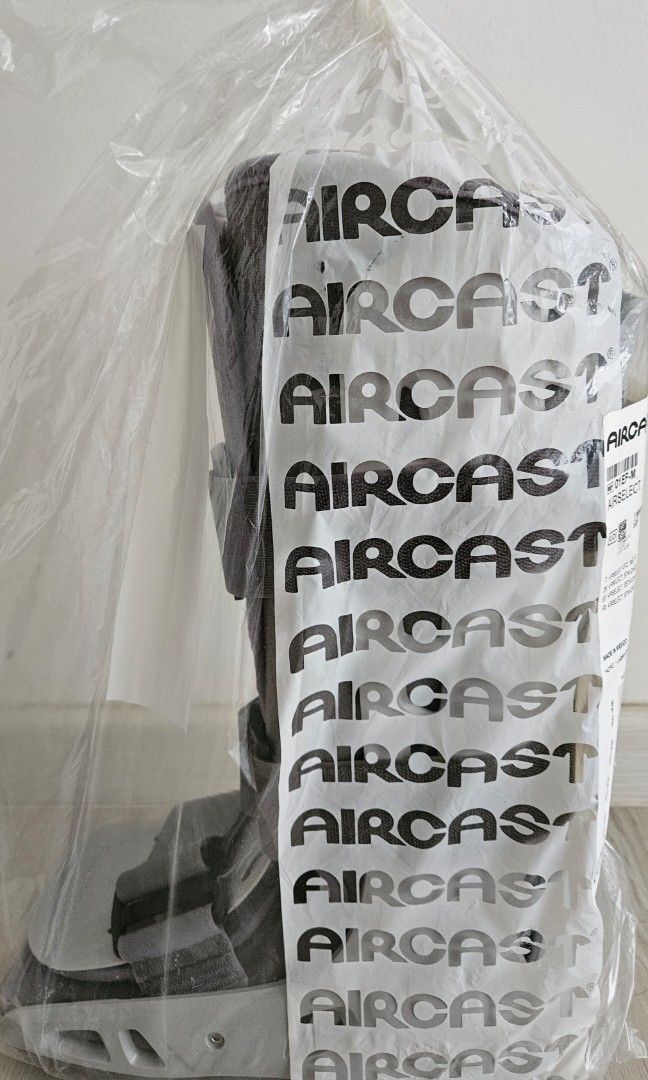 Aircast Airselect Walker, Health & Nutrition, Braces, Support ...
