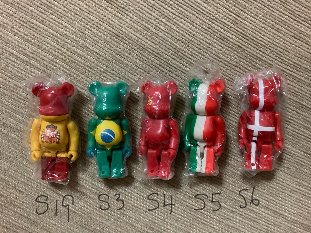 Bearbrick 100% Flag, Hobbies & Toys, Toys & Games on Carousell