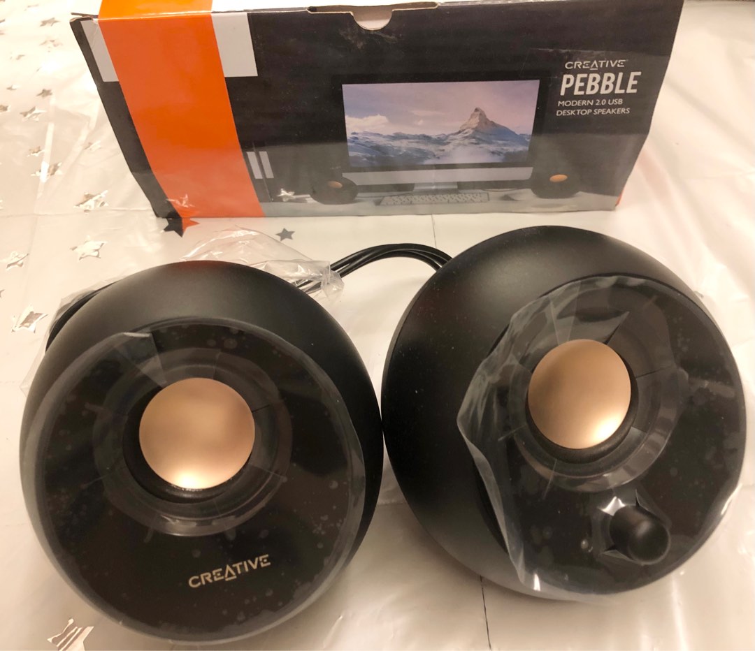 BNIB speakers CREATIVE Modern 2.0 , Audio, Soundbars, Speakers ...