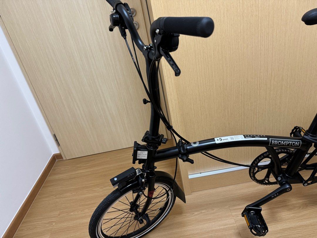Brompton 2023 C line Explorer 6 Speed Black Edition, Sports Equipment ...
