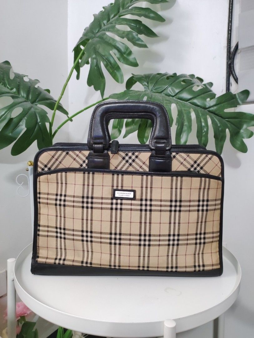 Burberry Document Bag, Luxury, Bags & Wallets on Carousell