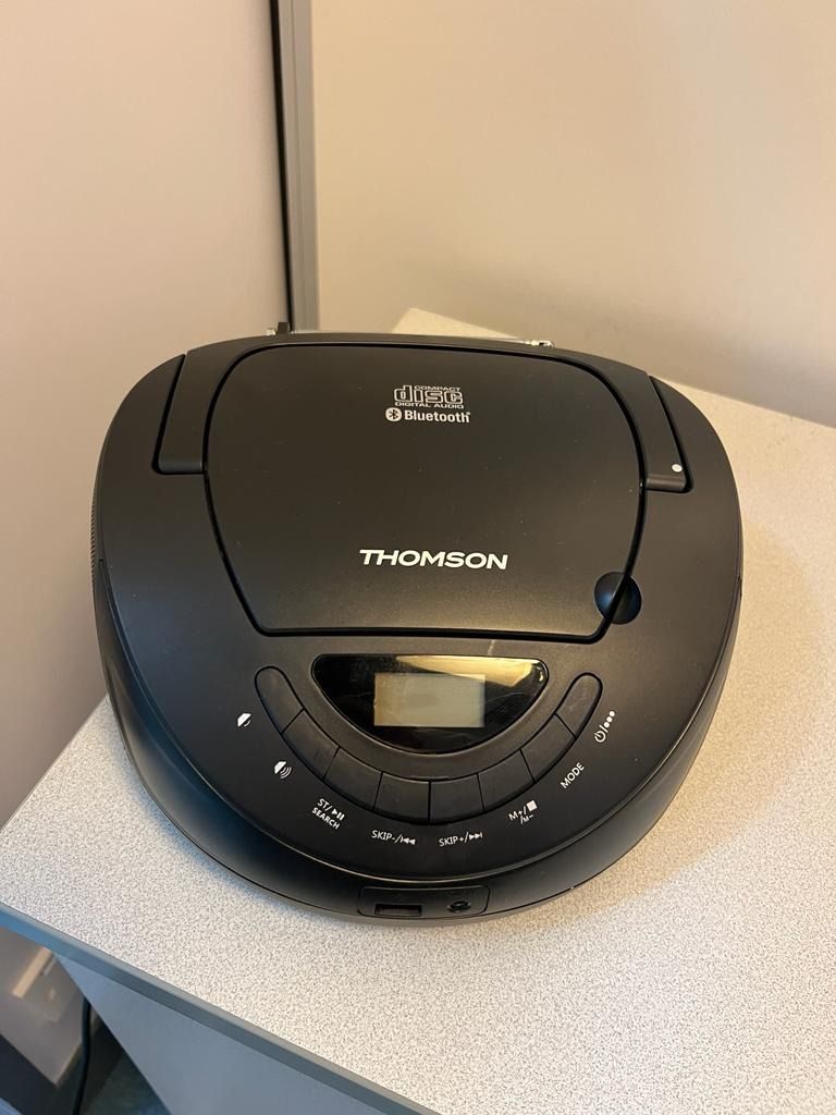 CD player (Thomson), 音響器材, 其他音響配件及設備 - Carousell