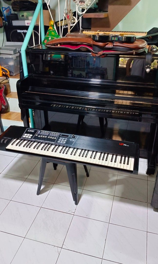 Cmf uf70 classic midi keyboard controller, Hobbies & Toys, Music ...