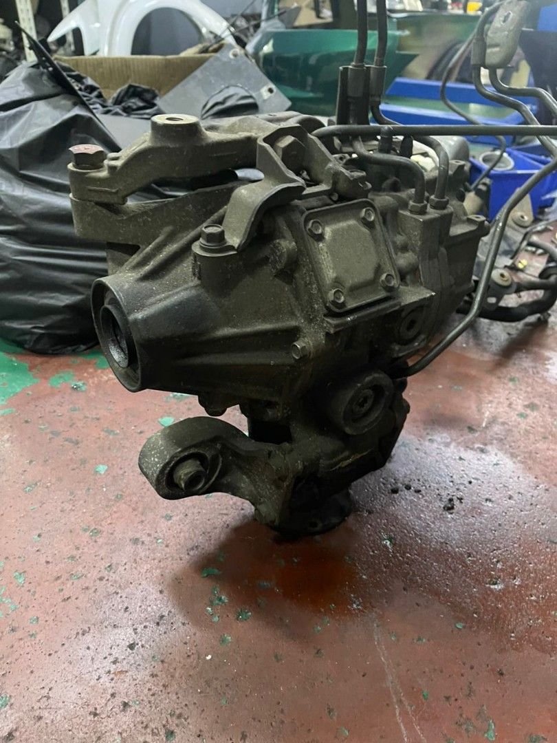 cz4a evo x rear differential, Car Accessories, Accessories on Carousell