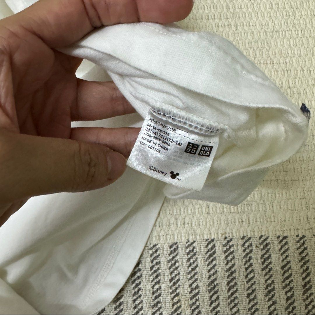 Defect UNIQLO Disney Mickey Mouse White T-shirt, Men's Fashion, Tops ...