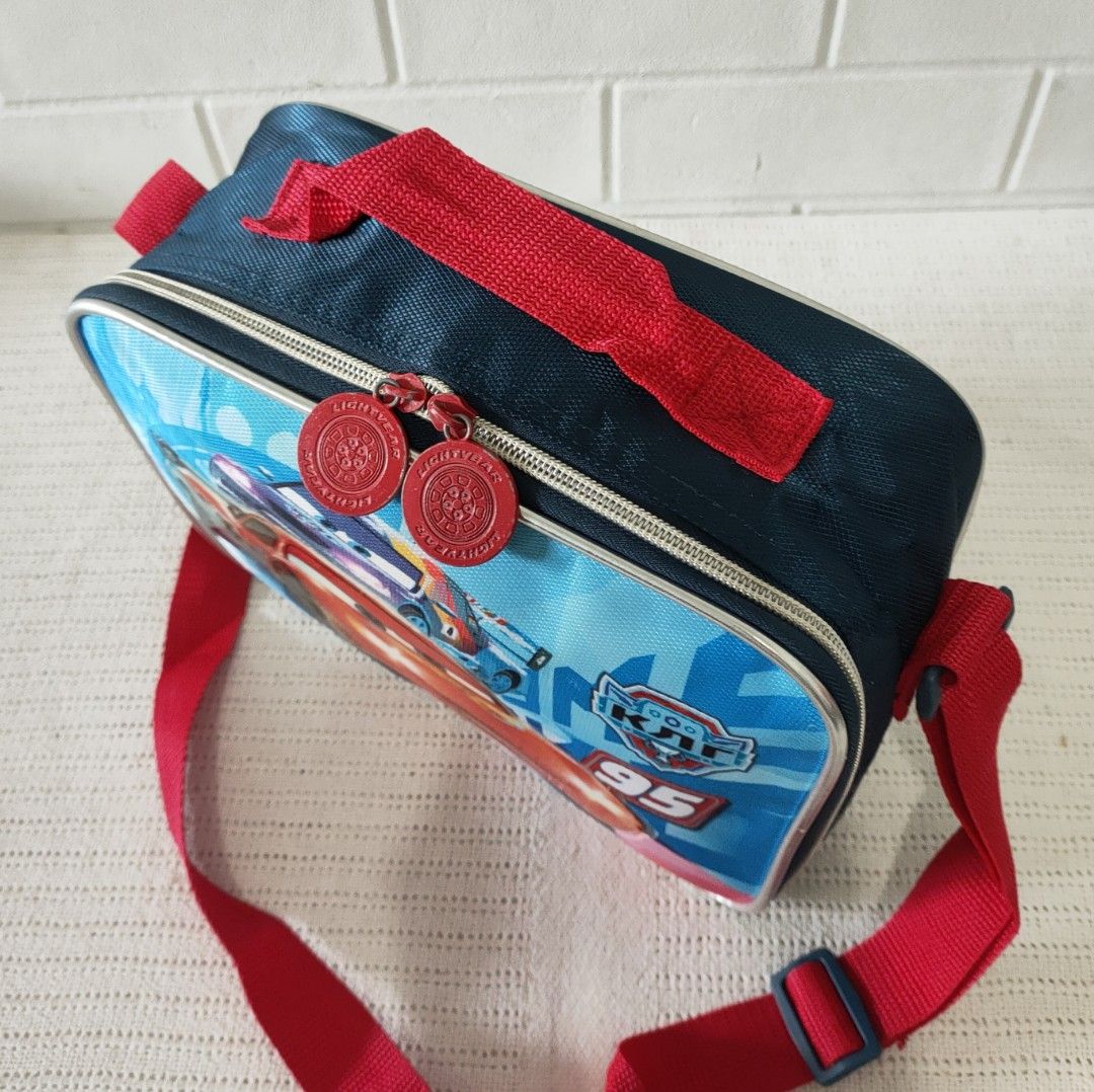 Disney Pixar Cars Lunch Bag, Fesyen Wanita, Tas & Dompet di Carousell