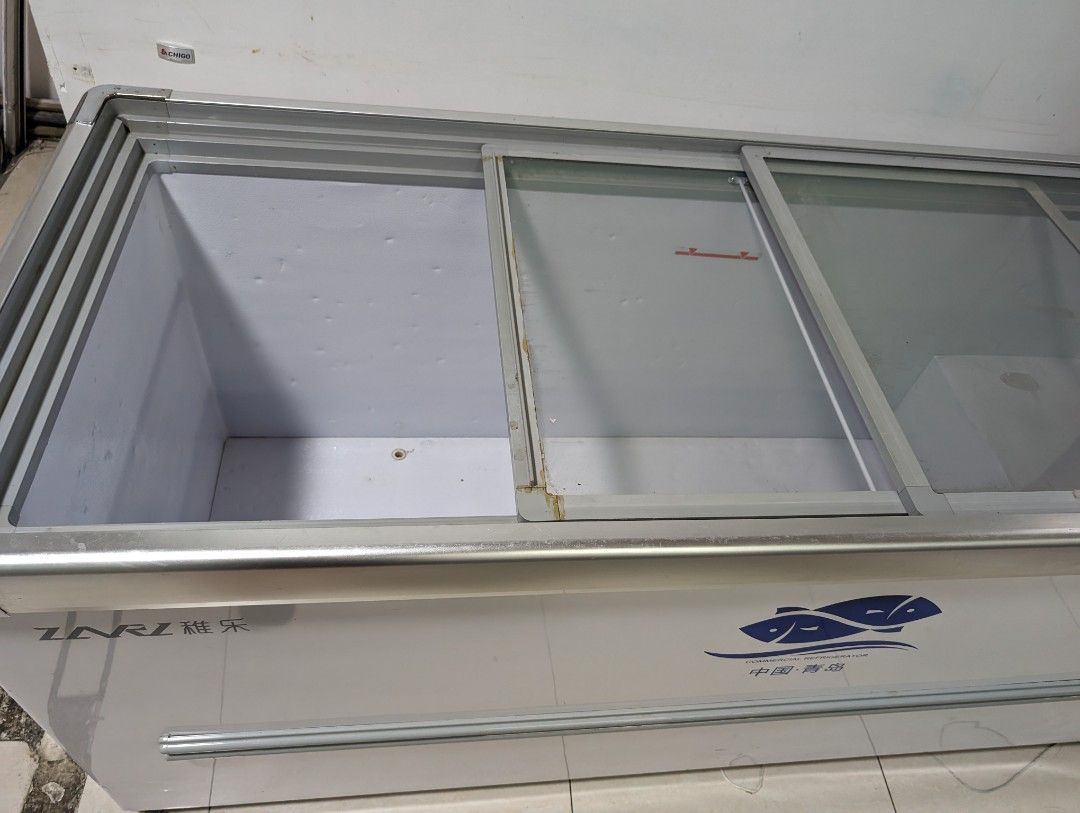 Display freezer glass freezer chest freezer 871L, TV & Home Appliances ...