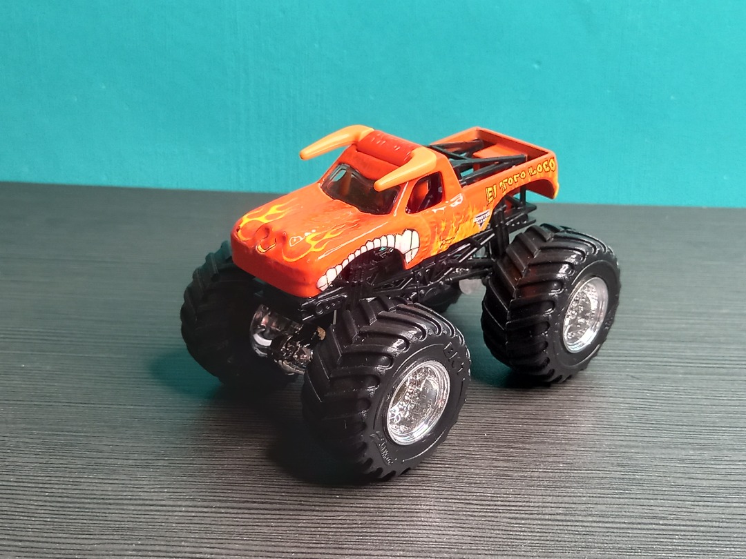 "El Toro Loco" Mattel Hot Wheels Monster Trucks Toy, Hobbies & Toys ...