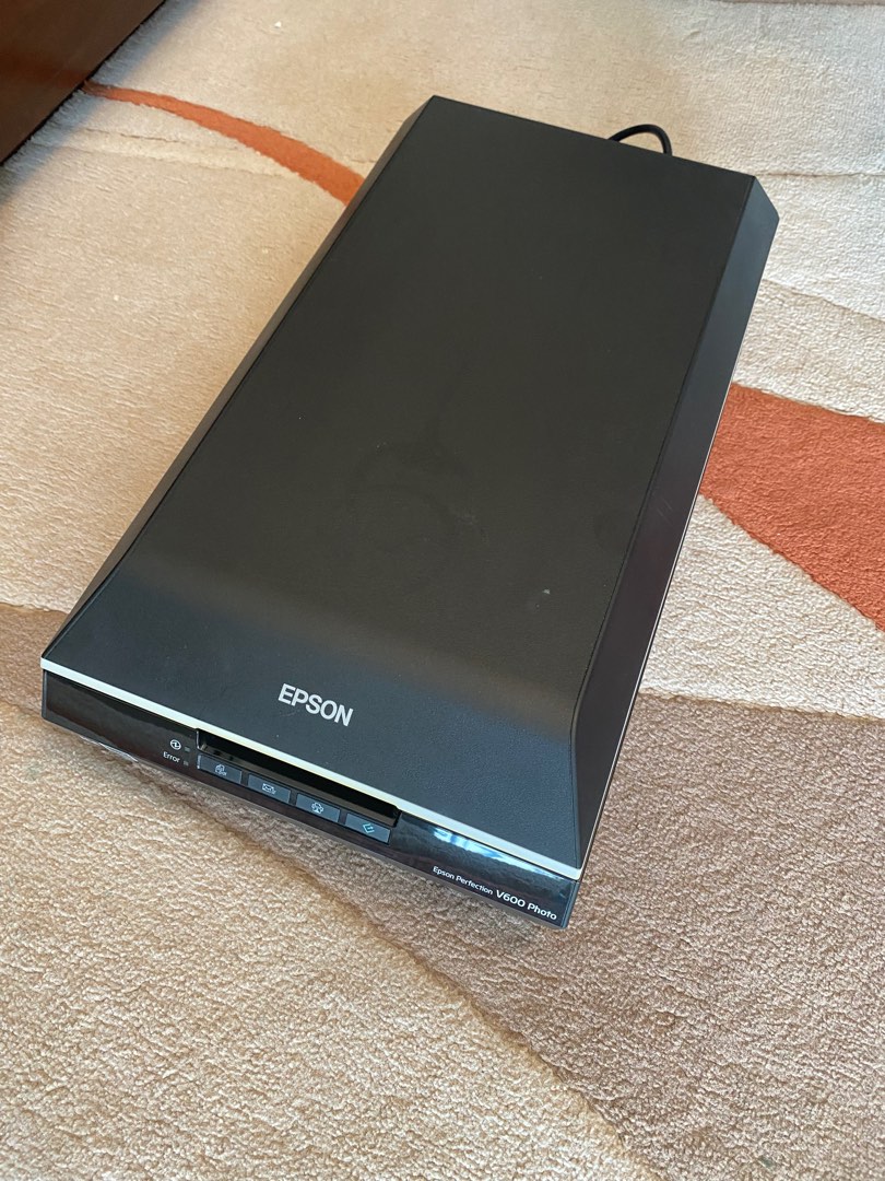 Epson Perfection photo scanner - V600, Computers & Tech, Printers ...