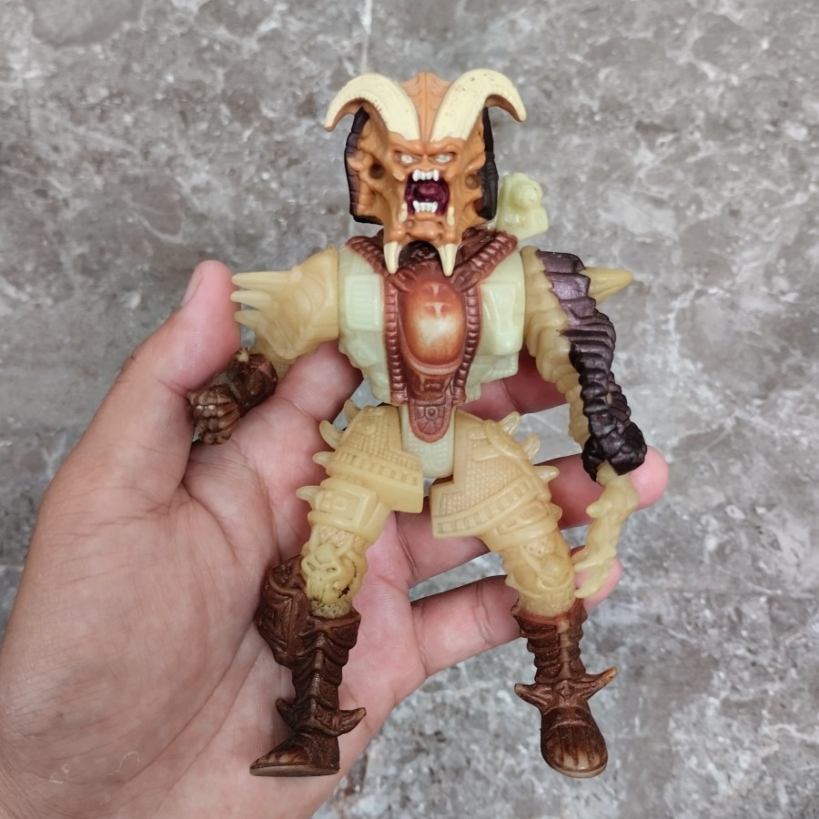 figure stalker predator alien hunter, Toys & Collectibles, Mainan di ...