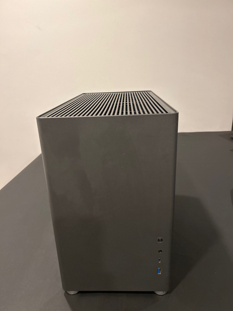 Gamemax Spark MATX computer case, Computers & Tech, Parts & Accessories ...