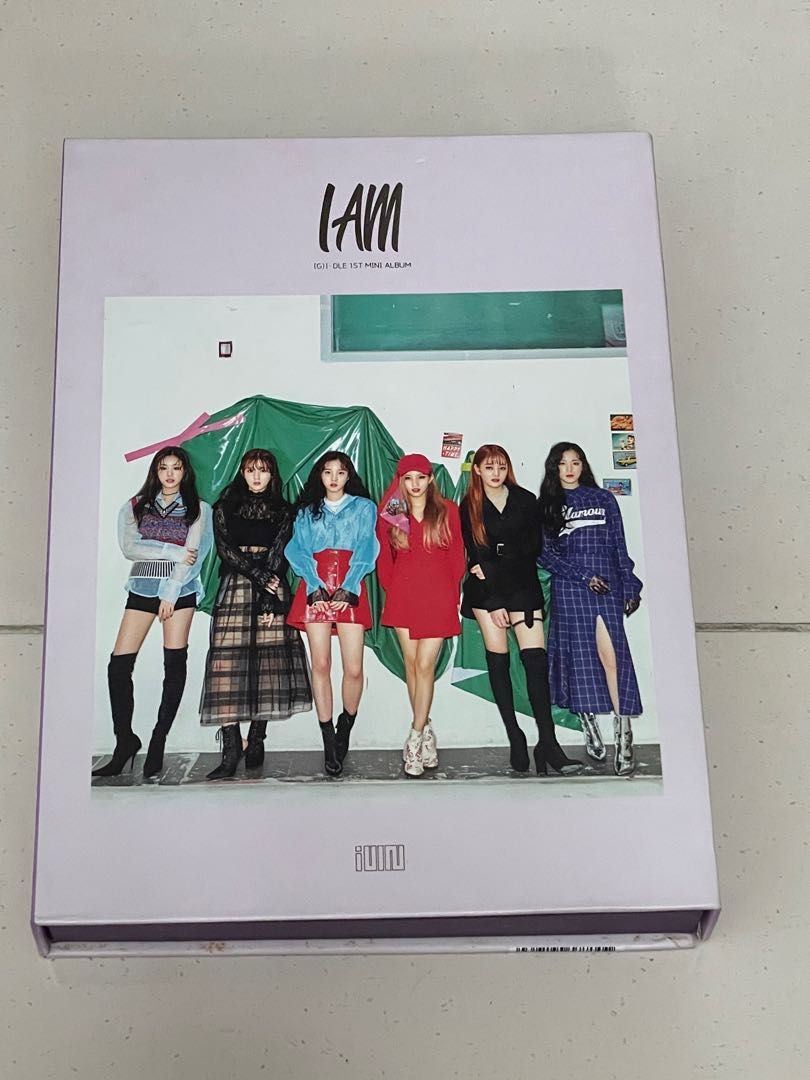 gidle I am first album, Hobbies & Toys, Memorabilia & Collectibles, K ...