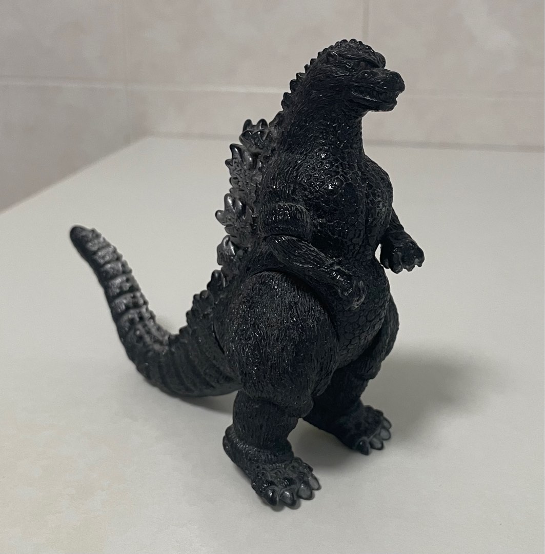 Godzilla Figurine (CASH ONLY !!!), Hobbies & Toys, Toys & Games on ...