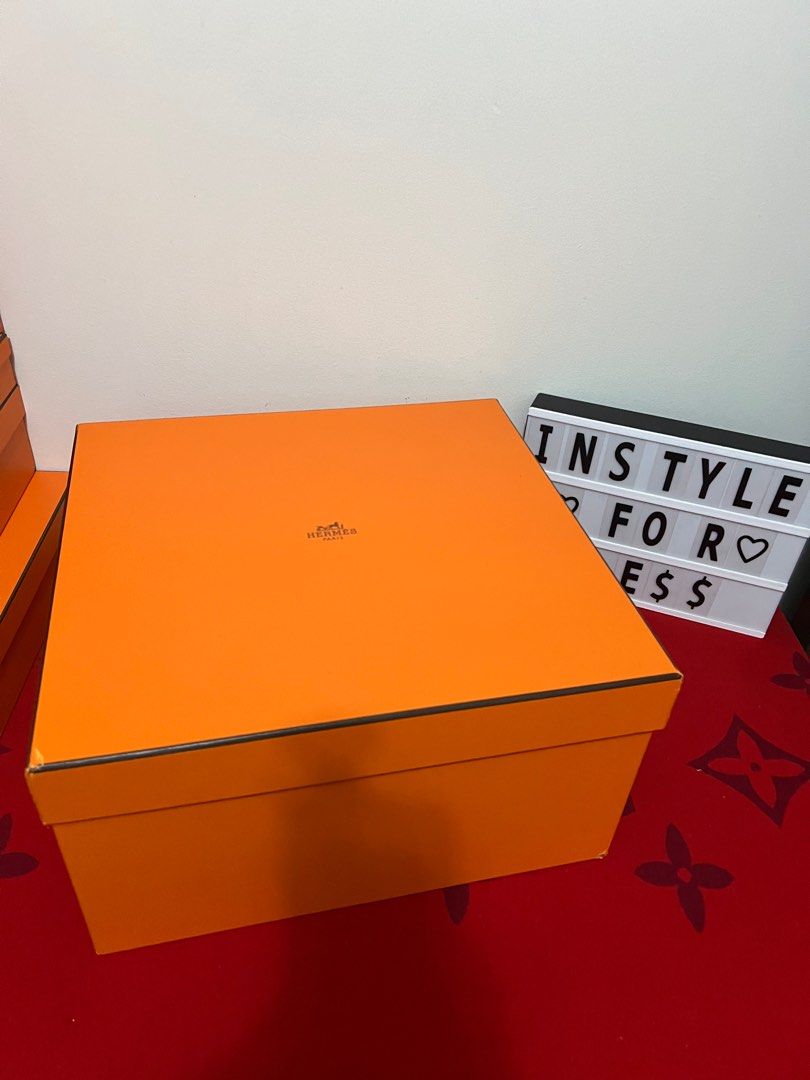 Hermes Birkin 35 box, Luxury, Bags & Wallets on Carousell